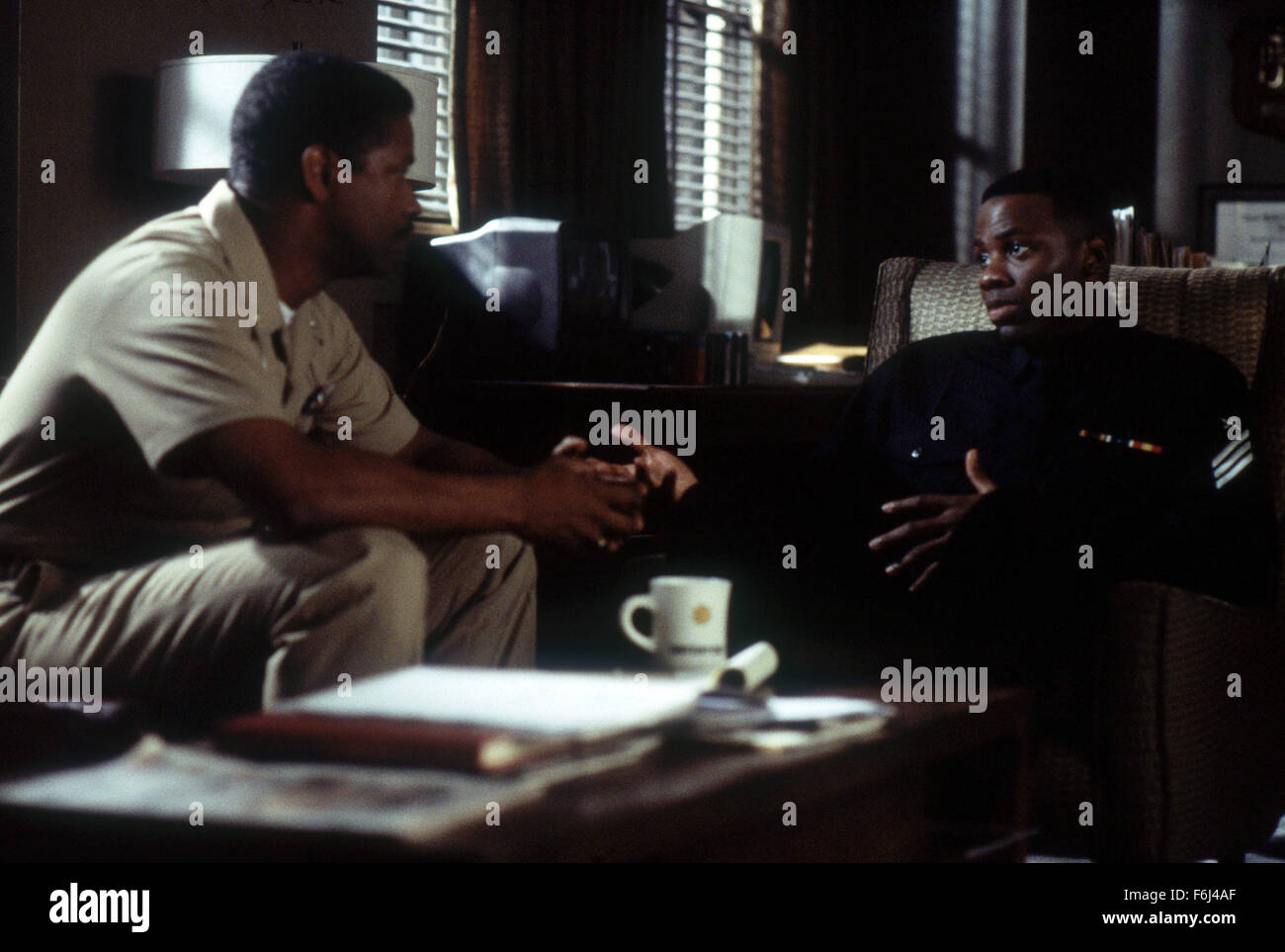 Denzel washington left hi-res stock photography and images - Alamy