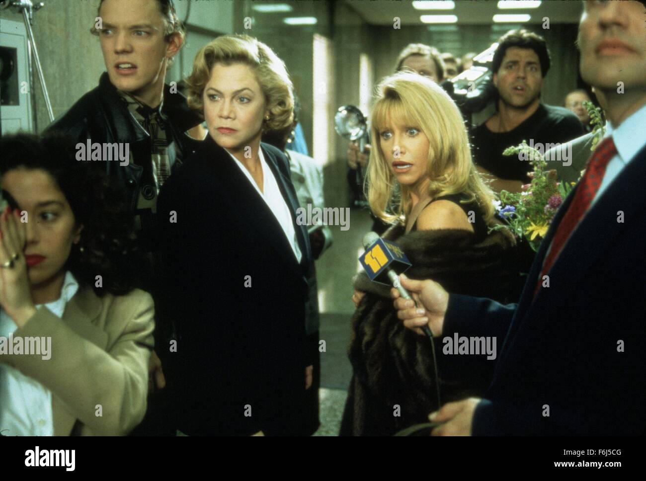 1994, Film Title: SERIAL MOM, Director: JOHN WATERS, Studio: SAVOY ...