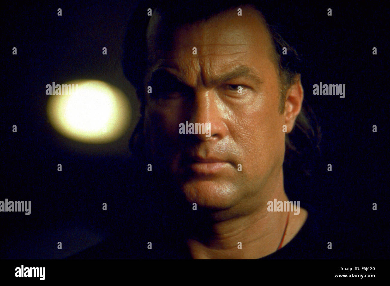 Steven seagal half past dead hi-res stock photography and images - Alamy