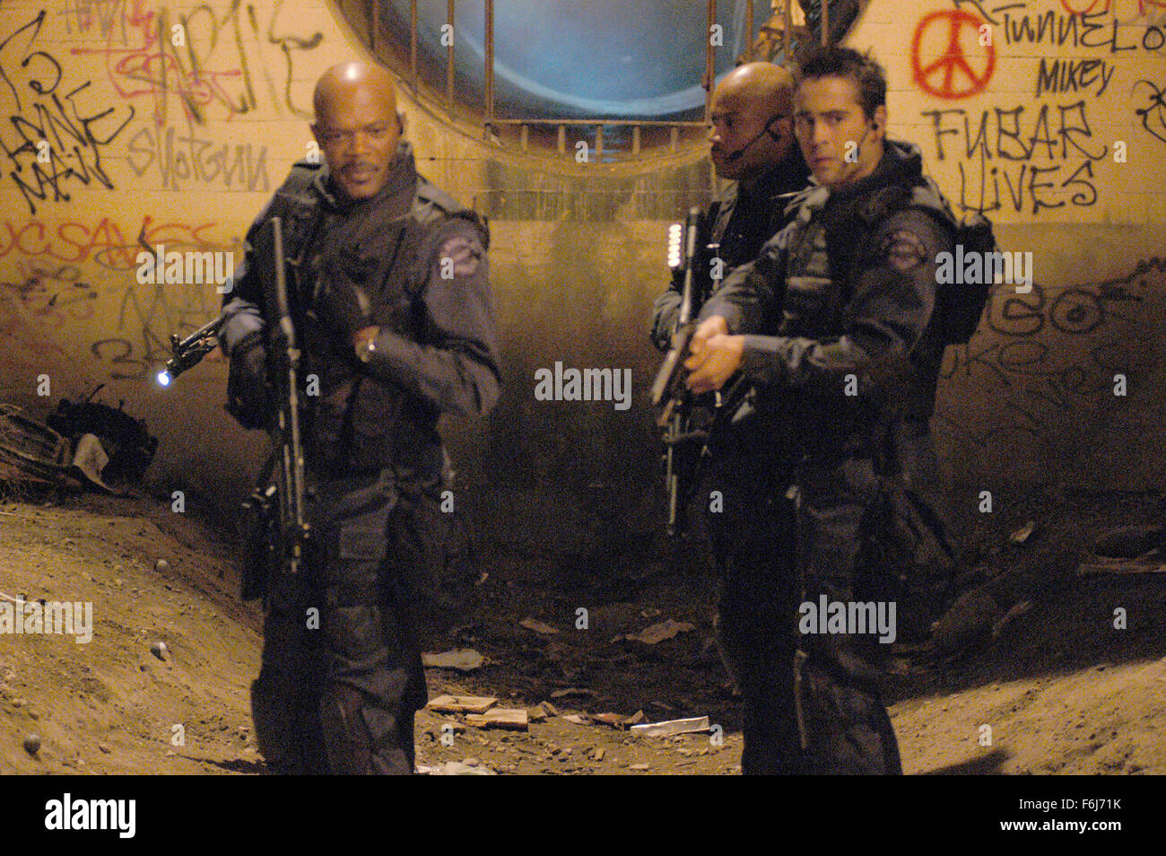 Nov 18, 2002; Hollywood, CA, USA; SAMUEL L. JACKSON as Sgt. Dan 'Hondo ...