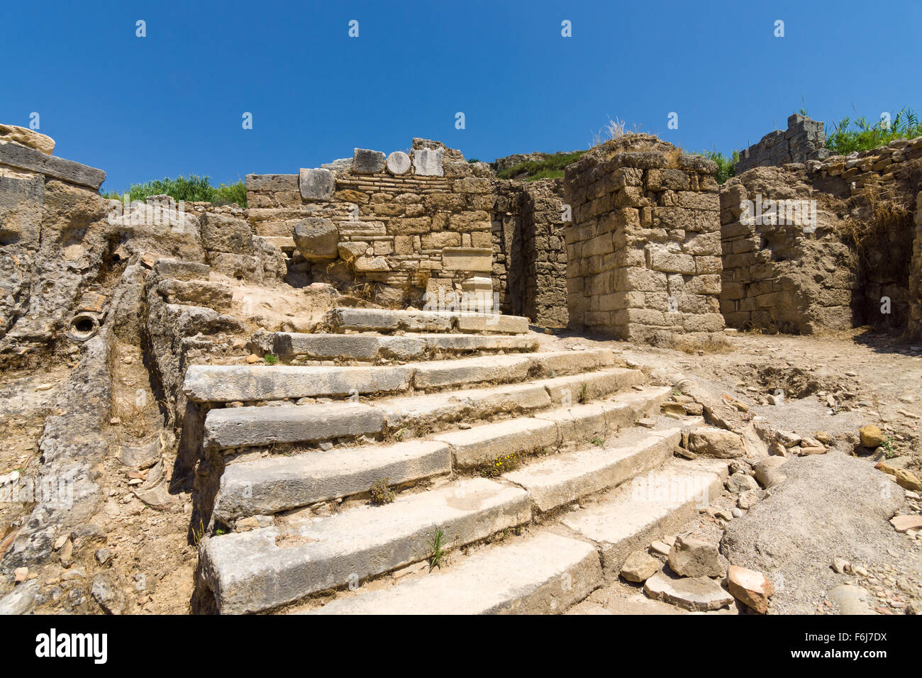 Ancient ruins of Perge. The Nymphaeum. Turkey Stock Photo - Alamy