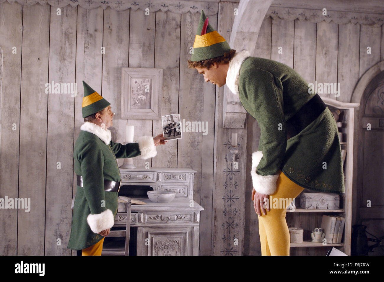 Feb 14, 2003; New York, NY, USA; Actors BOB NEWHART as Papa Elf and ...