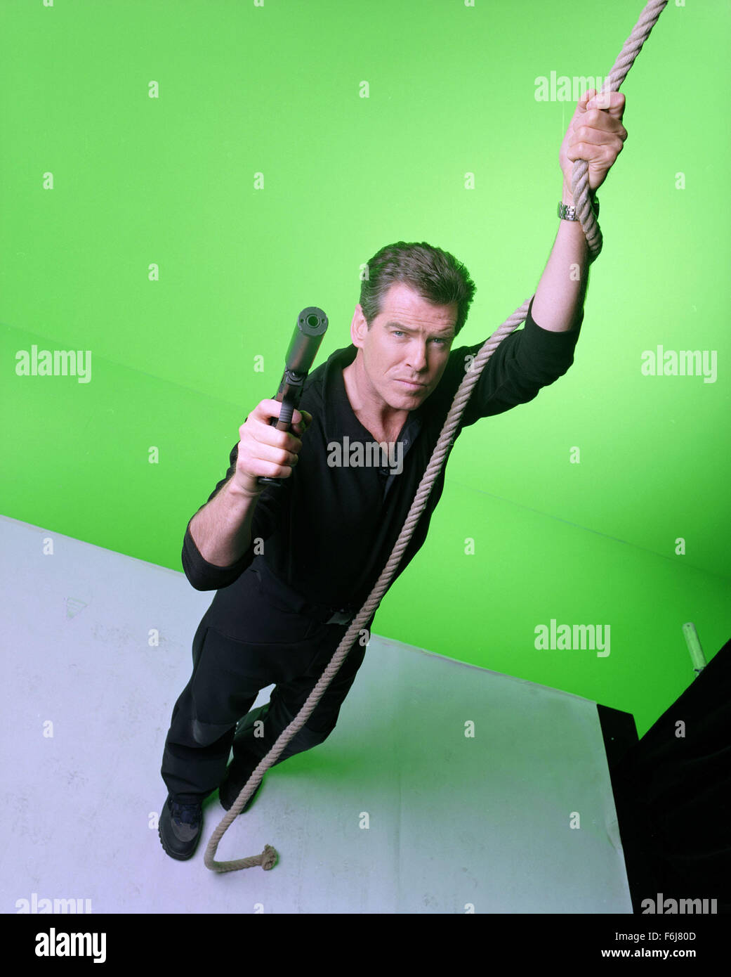 Nov 22, 2002; Hollywood, CA, USA; PIERCE BROSNAN as James Bond in the ...