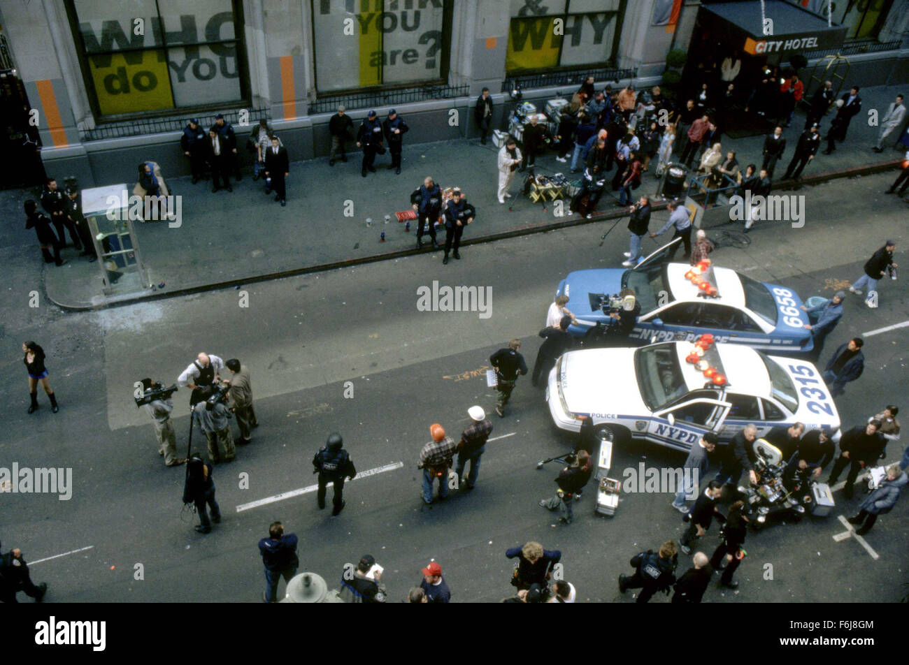 Mar 11, 2003; New York, NY, USA; A scene from the set of 'Phone Booth ...