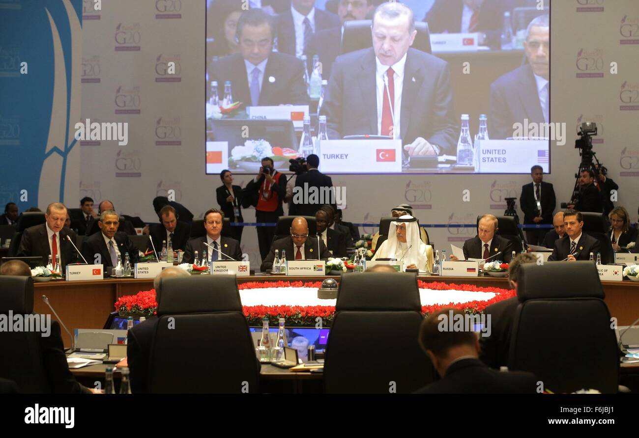 Seated table hi-res stock photography and images - Alamy