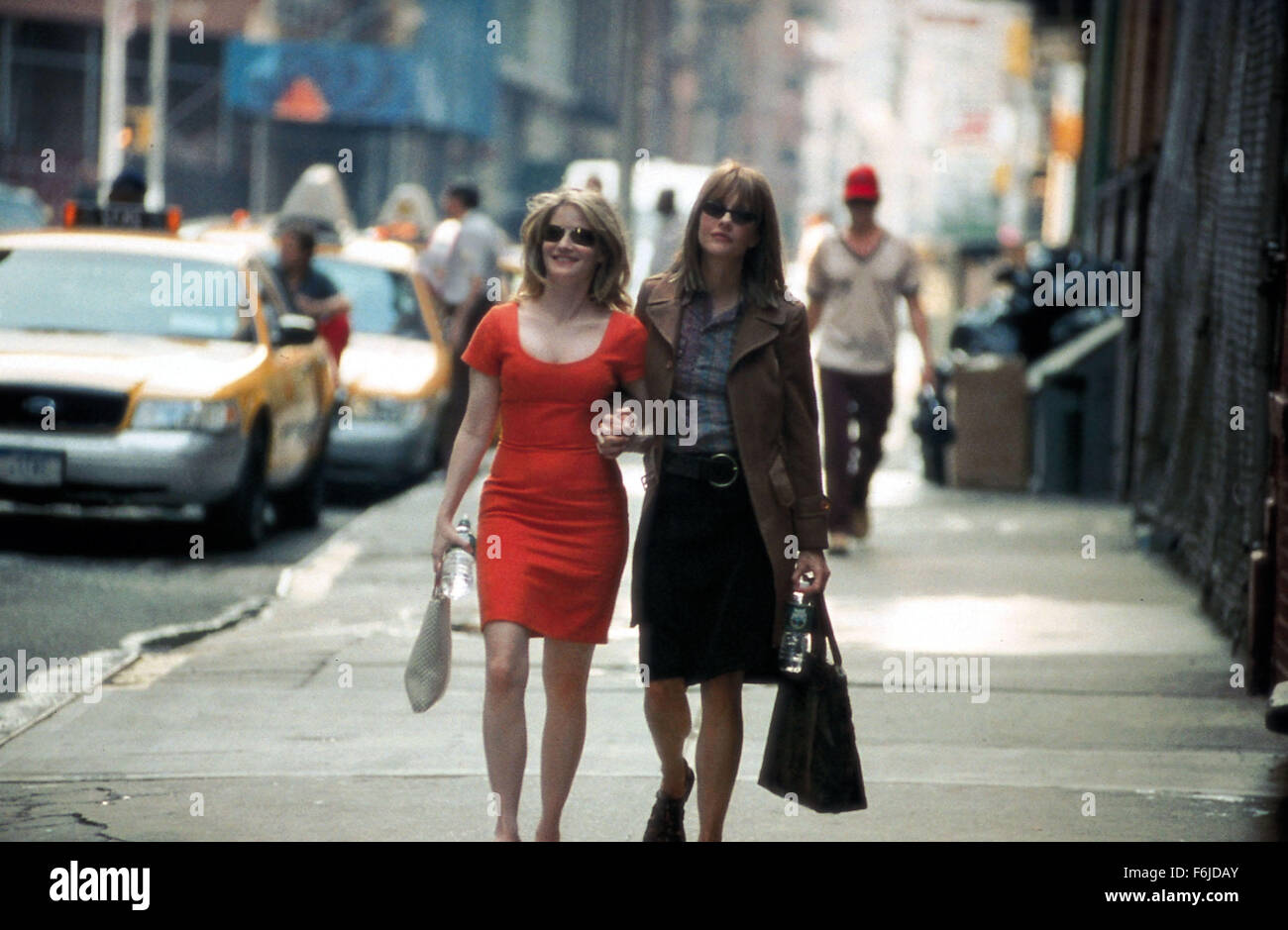 Jennifer jason leigh in cut hi-res stock photography and images - Alamy