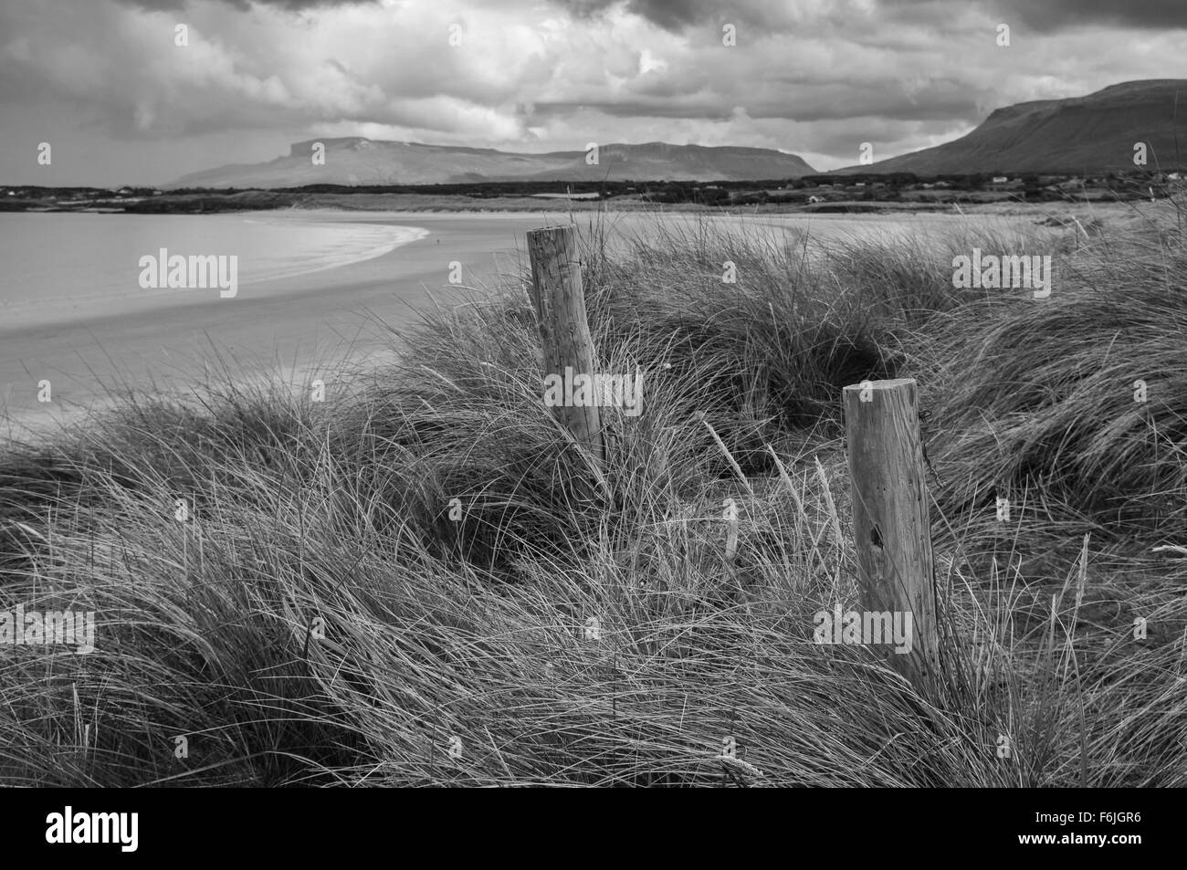 Mullaghmore beach hi-res stock photography and images - Alamy