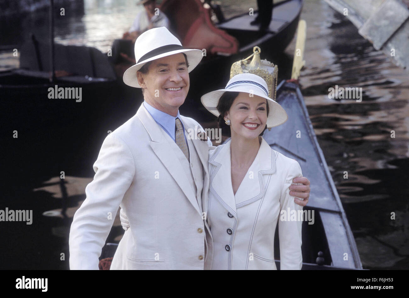 Film title de lovely hi-res stock photography and images - Alamy