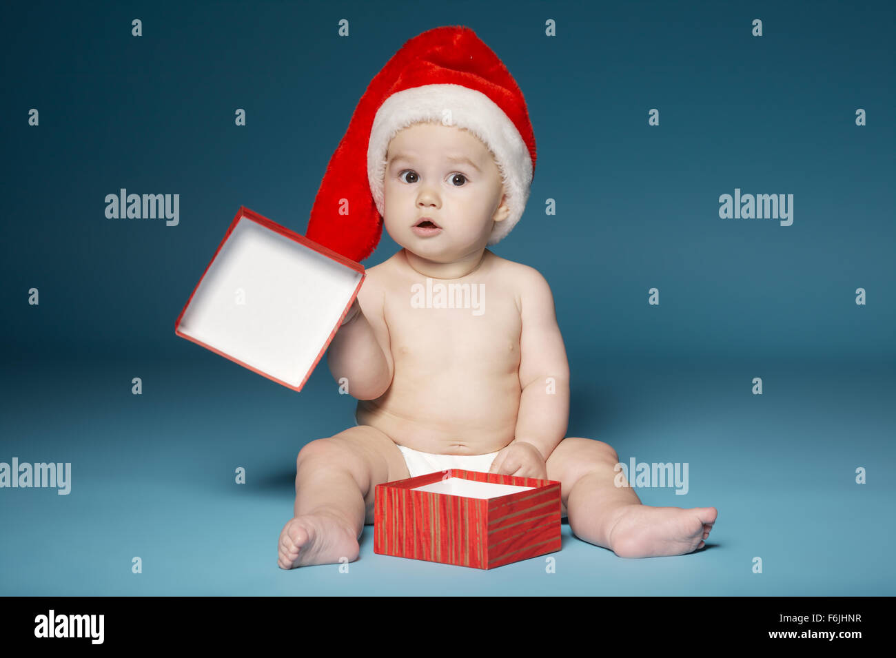 Diapers box hi-res stock photography and images - Alamy