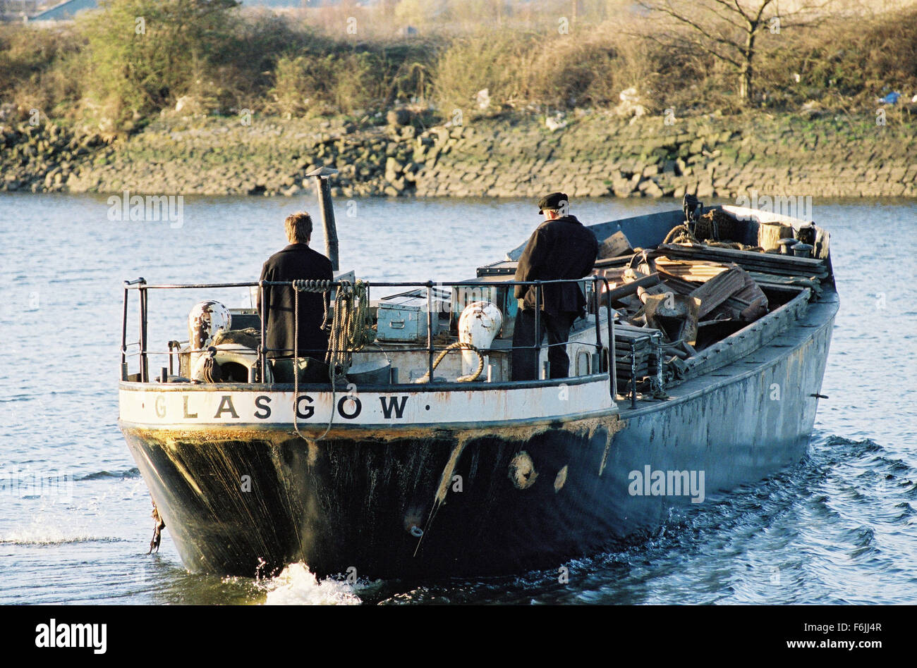 Peter mullan ewan mcgregor young hi-res stock photography and images ...