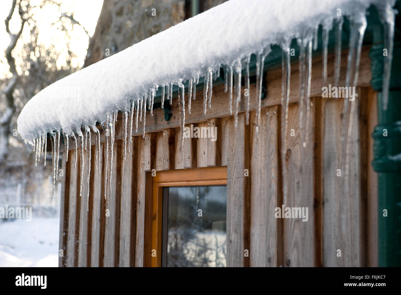 Spikey building hi-res stock photography and images - Alamy
