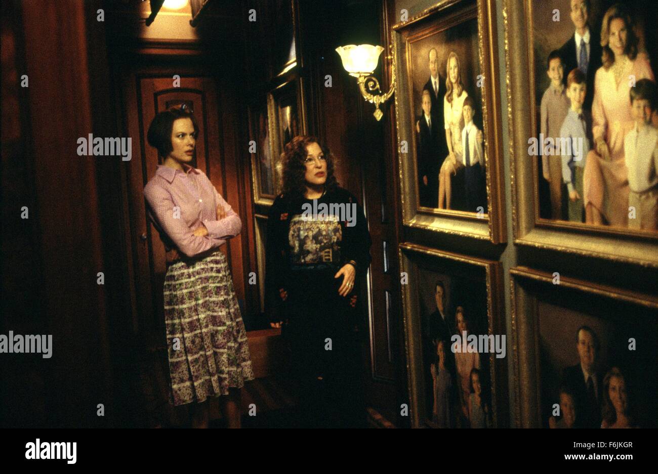 Nicole kidman in stepford wives hi-res stock photography and images - Alamy