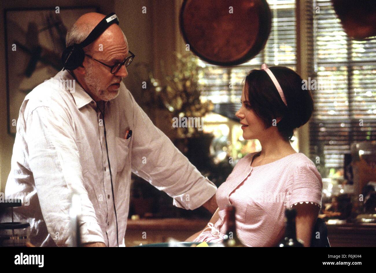 Stepford wives hi-res stock photography and images - Alamy