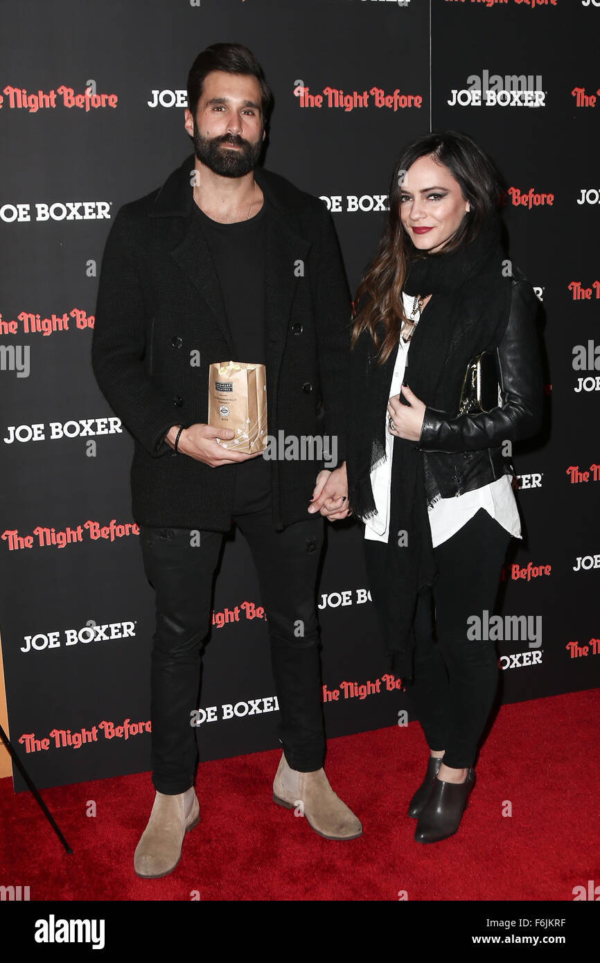 New York, USA. 16th Nov, 2015. Model Luke Ditella (L) and Melissa ...