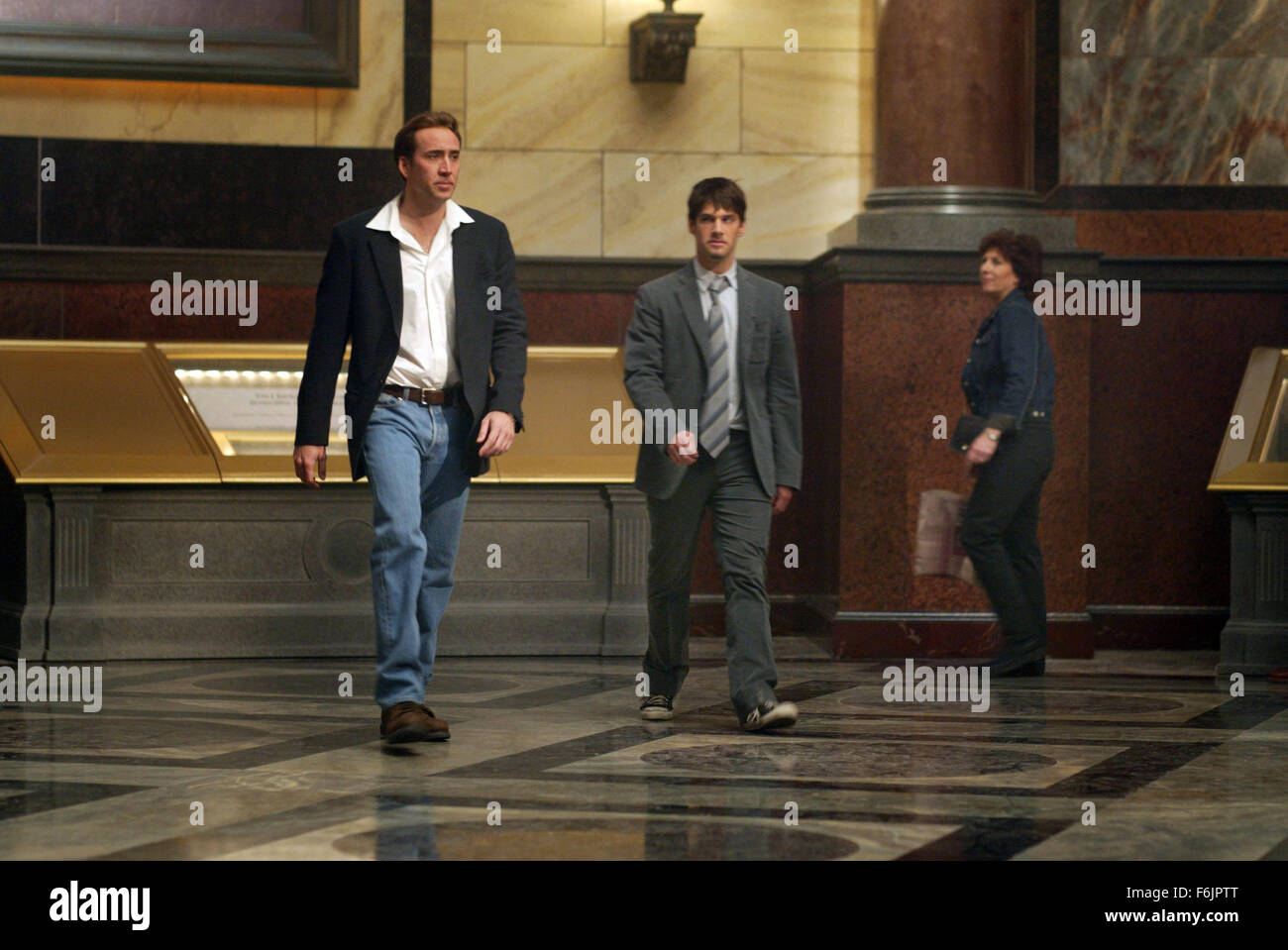 National treasure 2004 justin bartha hi-res stock photography and ...