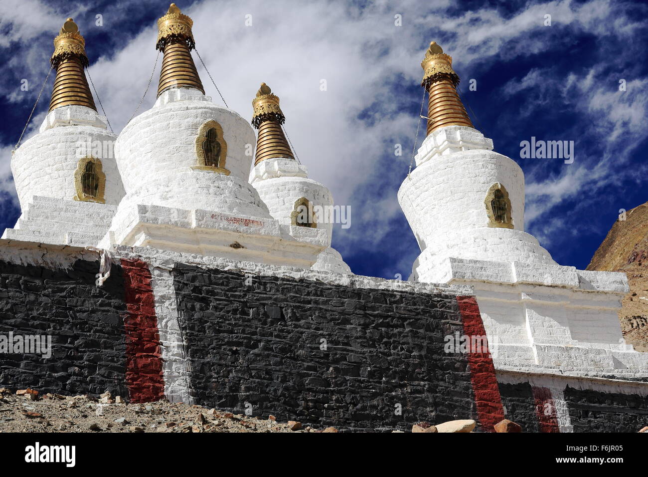 Whitewashed stupas among ruins of the 1073 AD-Khon Konchog Gyalpo ...
