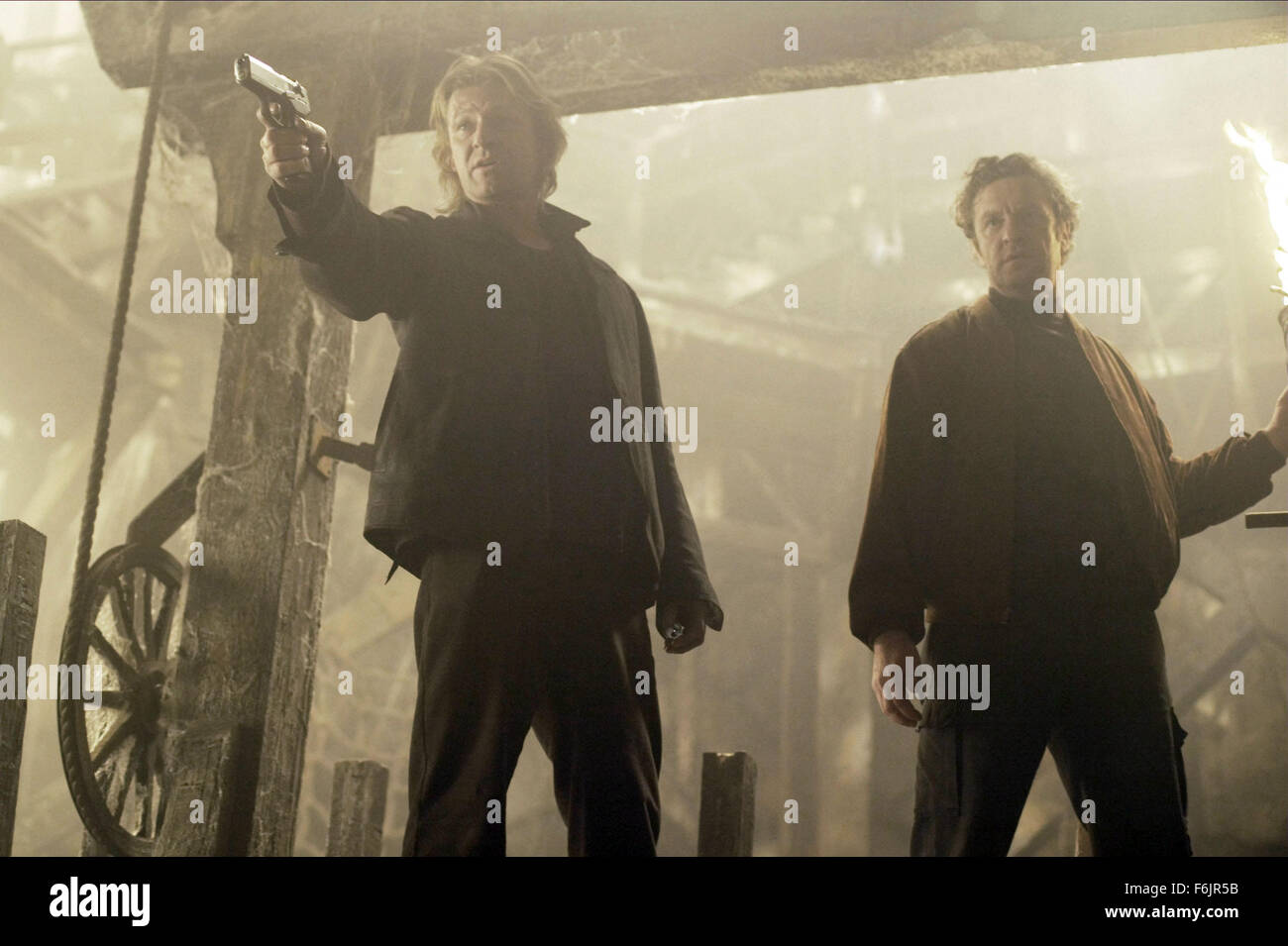 Release date november 19 2004 hi-res stock photography and images - Alamy