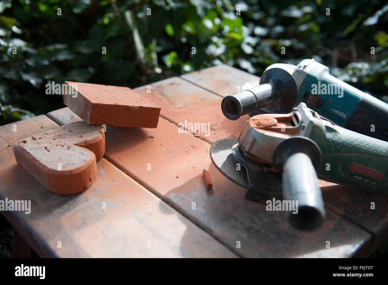 Griinder hi-res stock photography and images - Alamy