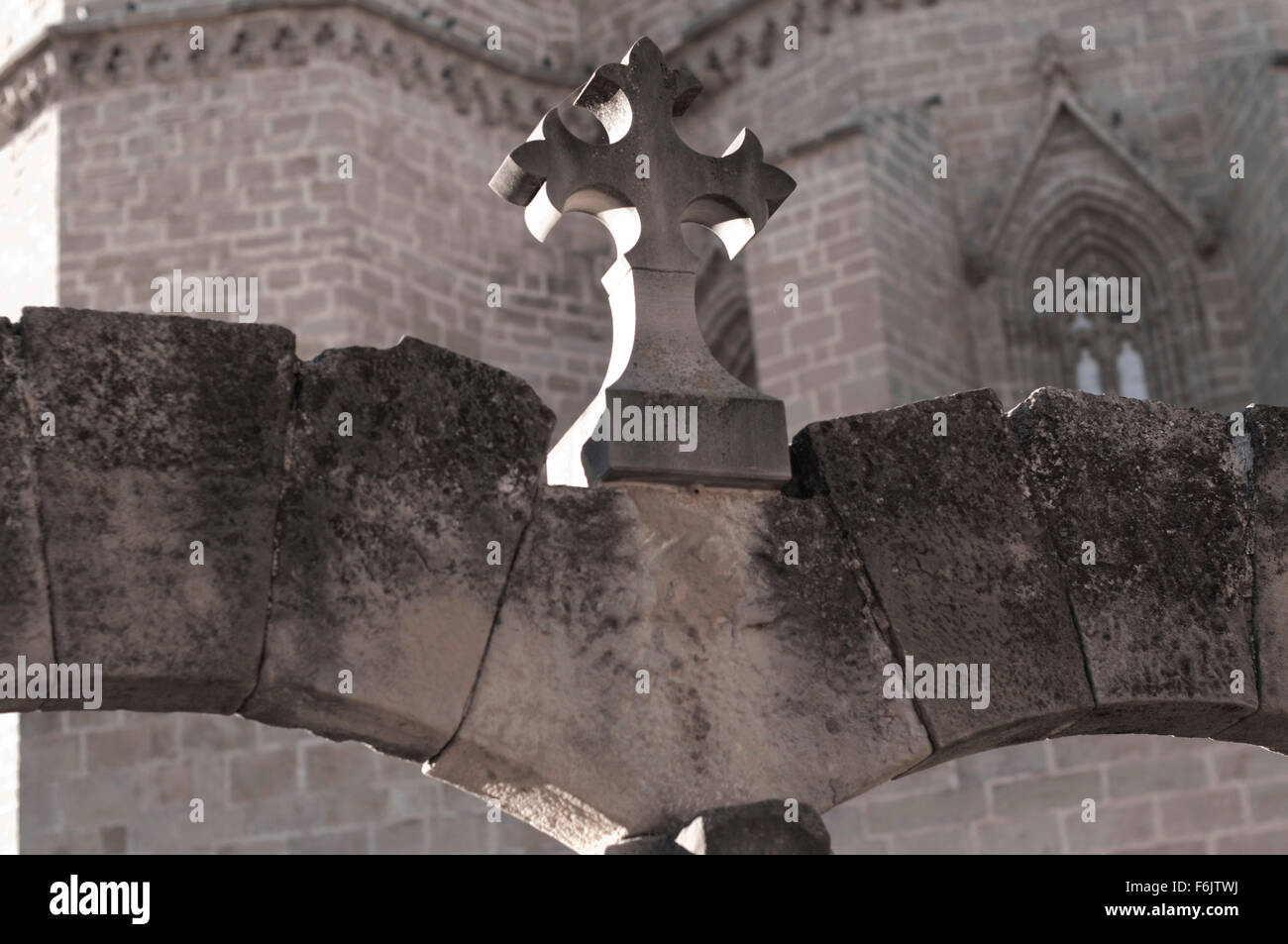 Cross architecture hi-res stock photography and images - Alamy