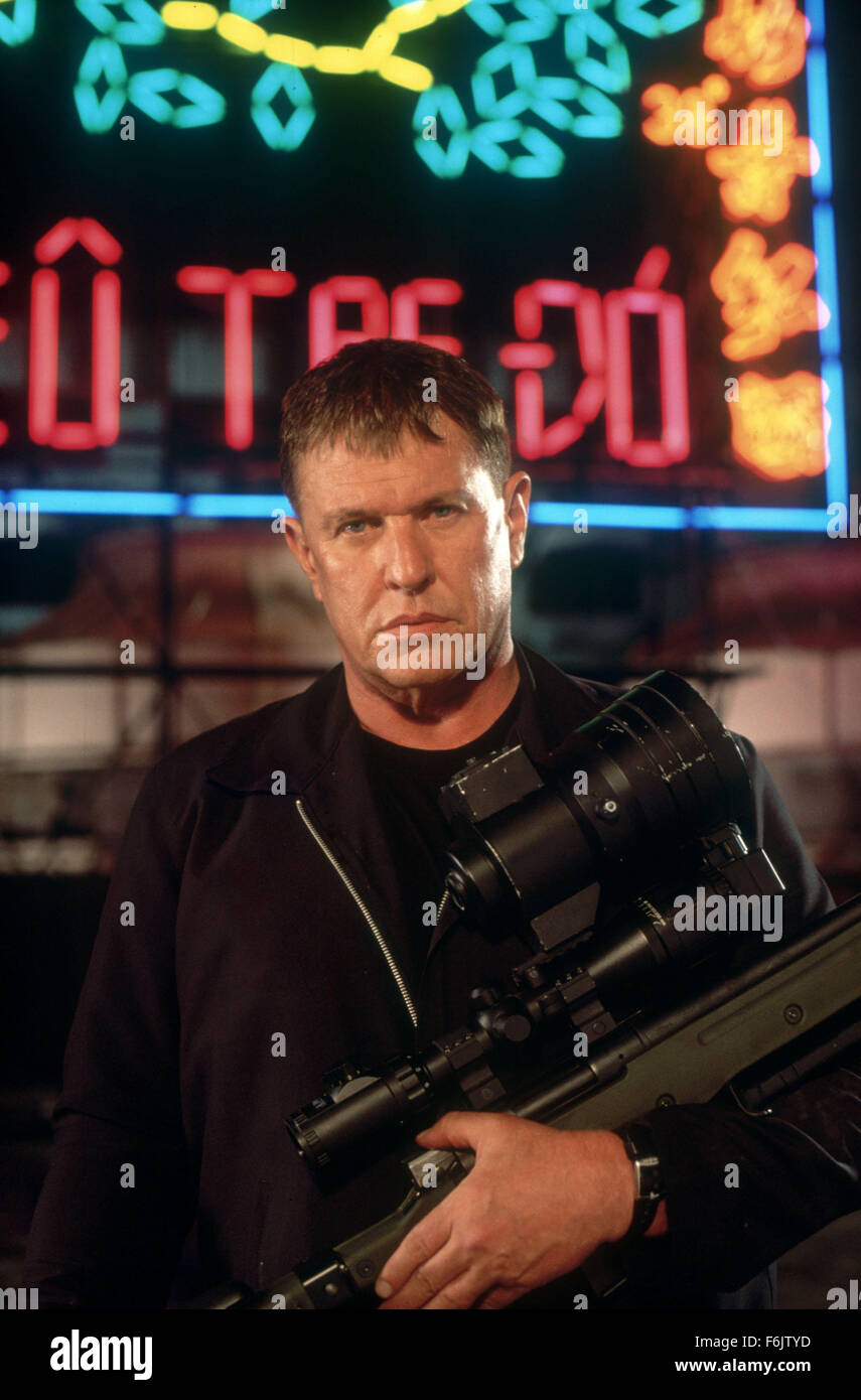 Tom Berenger Sniper 3