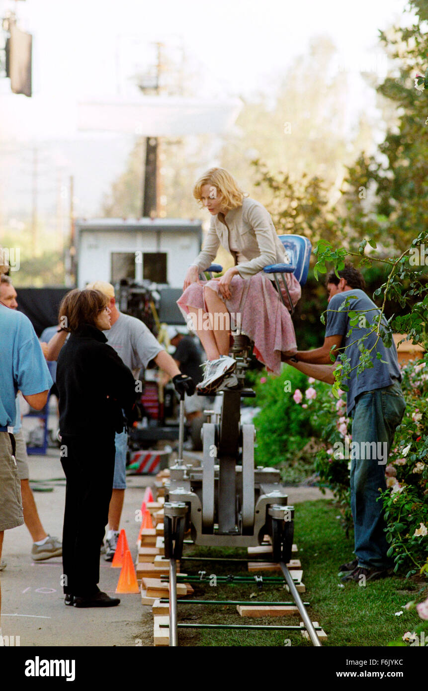 Bewitched 2005 nicole kidman hi-res stock photography and images - Alamy