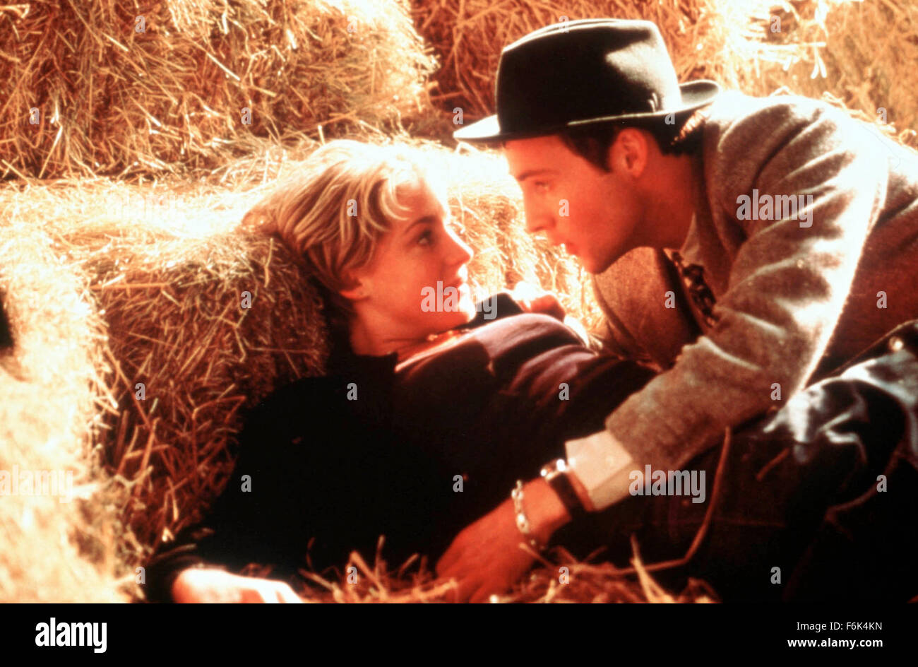 Introduce films hi-res stock photography and images - Alamy