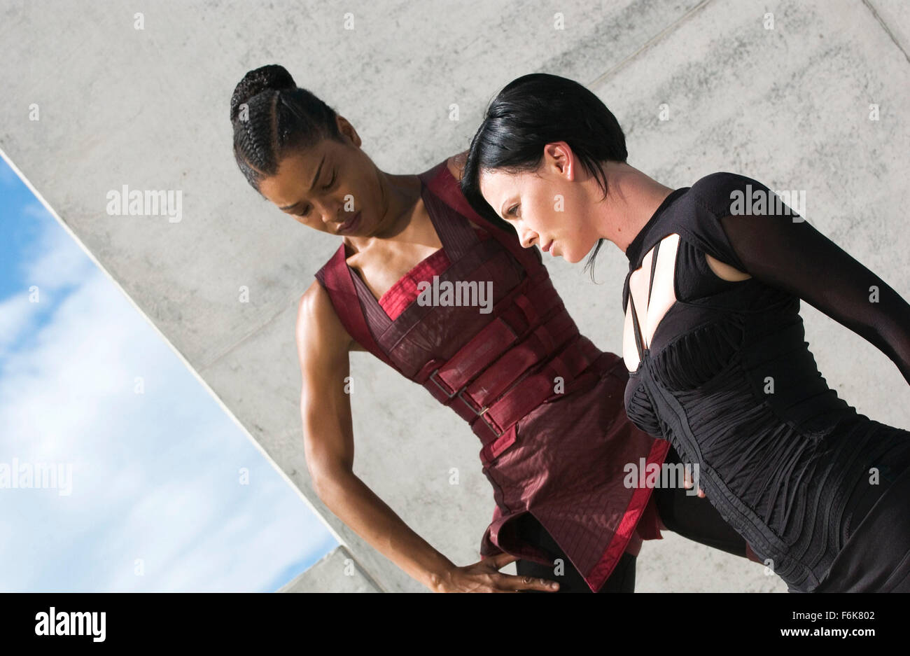 Charlize sophie okonedo aeon flux hi-res stock photography and images ...