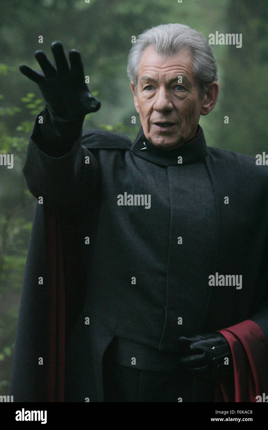 Ian mckellen as magneto film title x men hi-res stock photography and ...