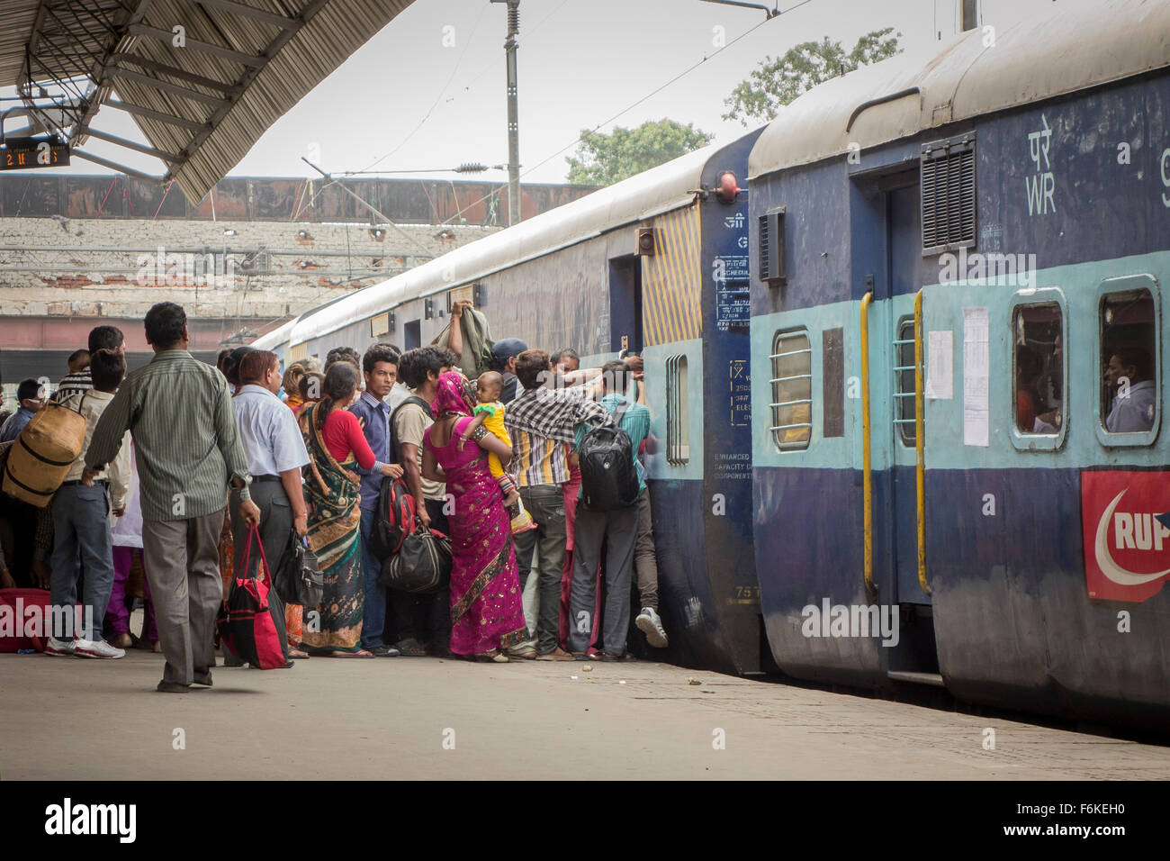 Train pushing train hi-res stock photography and images - Alamy