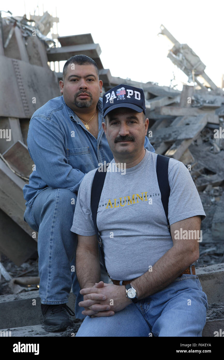 World trade center attack 2001 police hi-res stock photography and ...