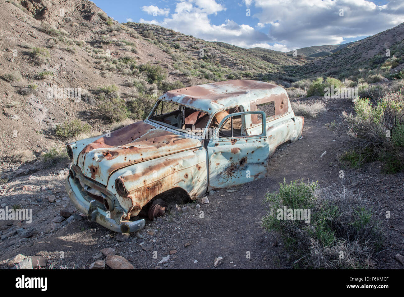 Vintage car at car wash hi-res stock photography and images - Alamy