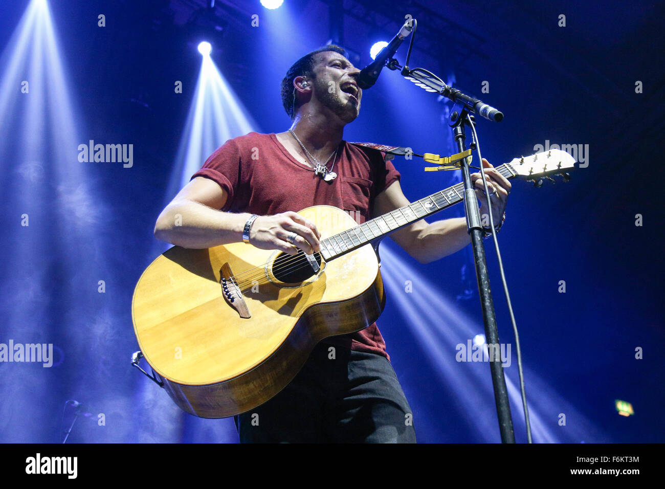 James hall singer hi-res stock photography and images - Alamy