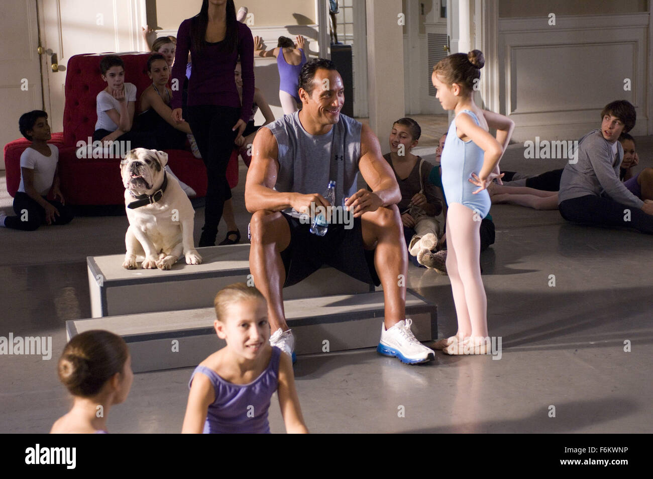 Dwayne johnson the game plan hi-res stock photography and images - Alamy