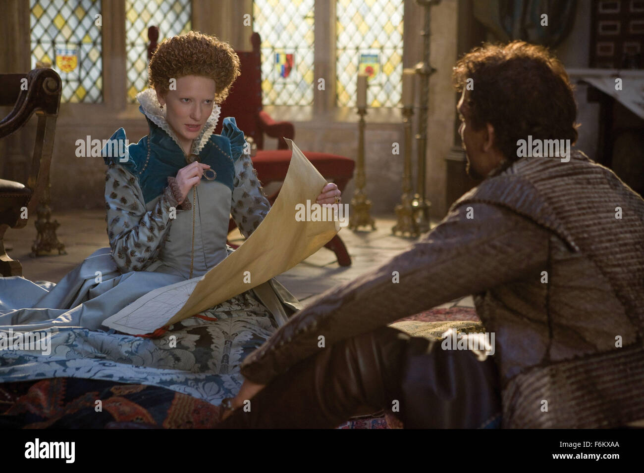 Clive owen as sir walter raleigh film title elizabeth hi-res stock ...