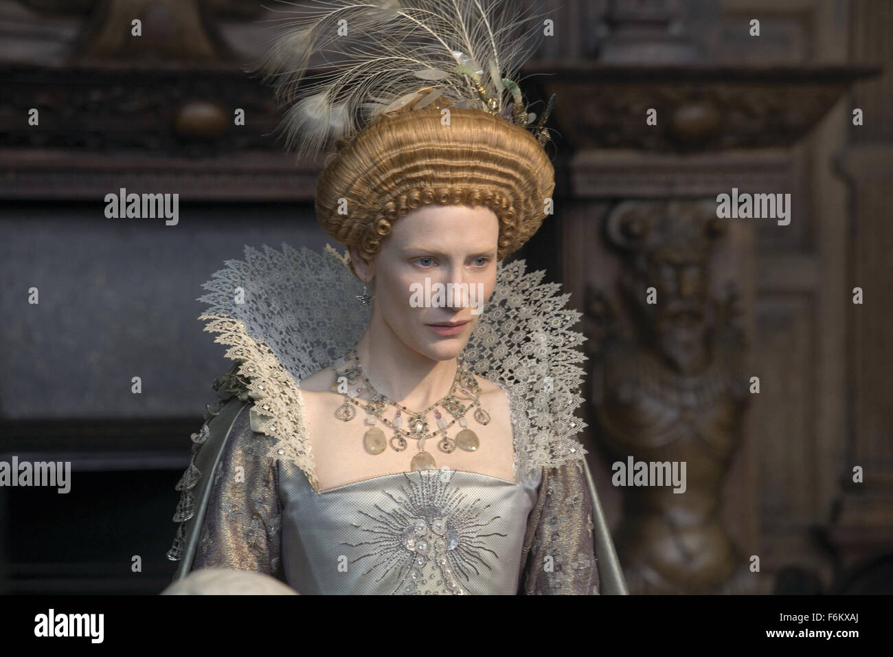 Cate blanchett as queen elizabeth i film title elizabeth hi-res stock ...