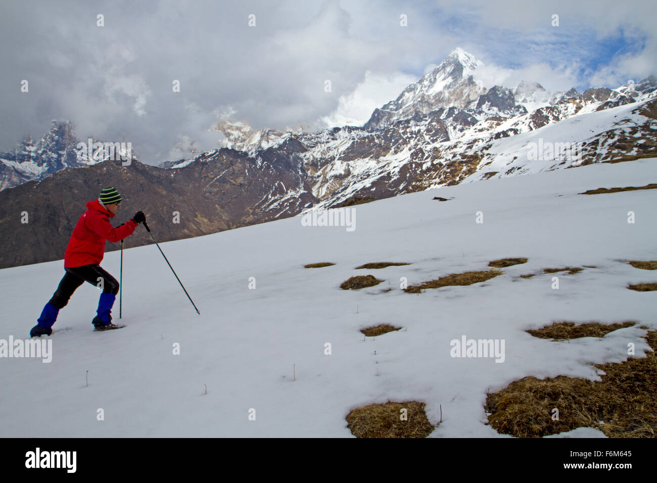 Khopra ridge trek hi-res stock photography and images - Alamy