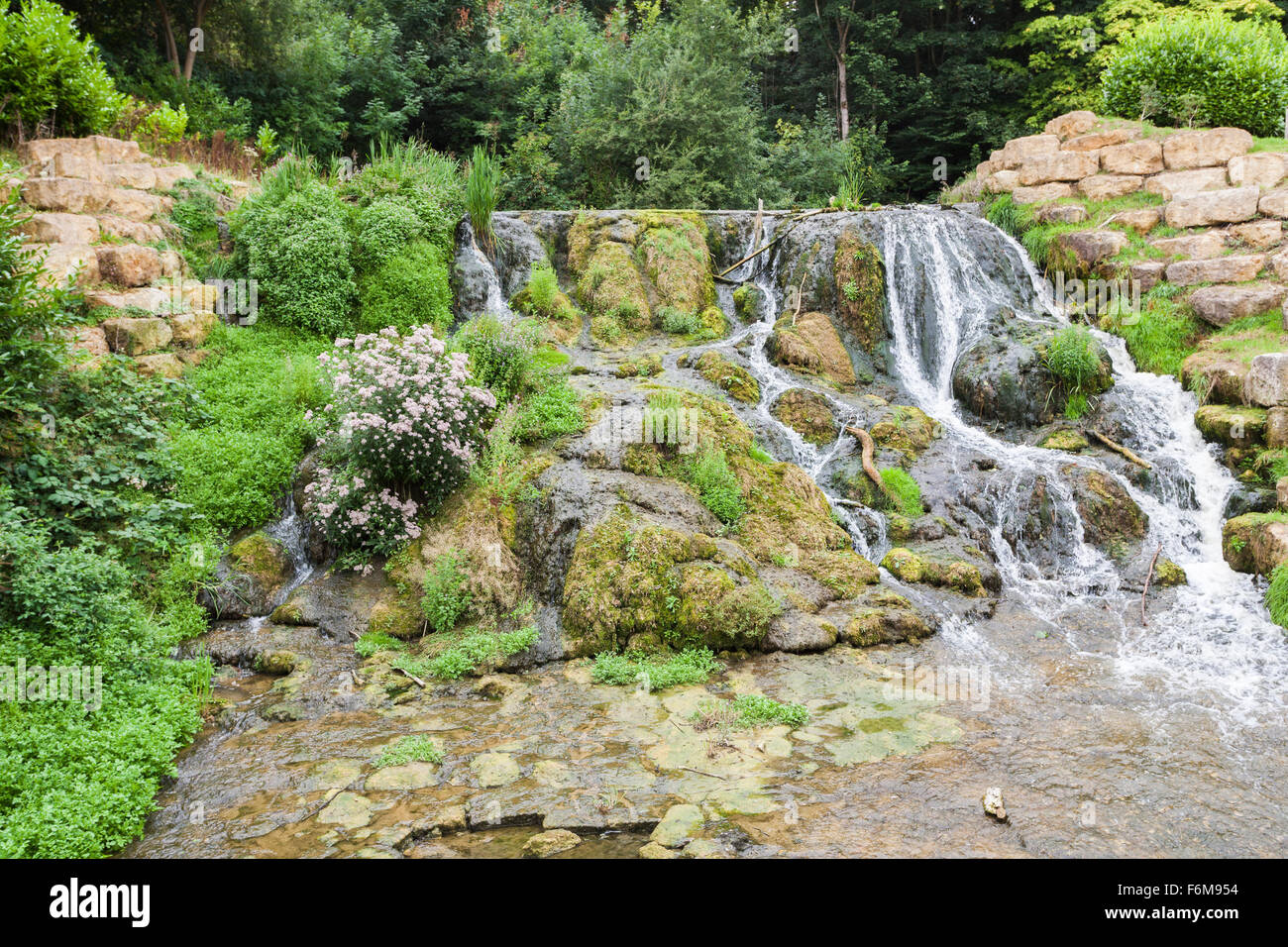 The Cascade at Blenheim Palace, Woodstock, Oxfordshire Stock Photo - Alamy