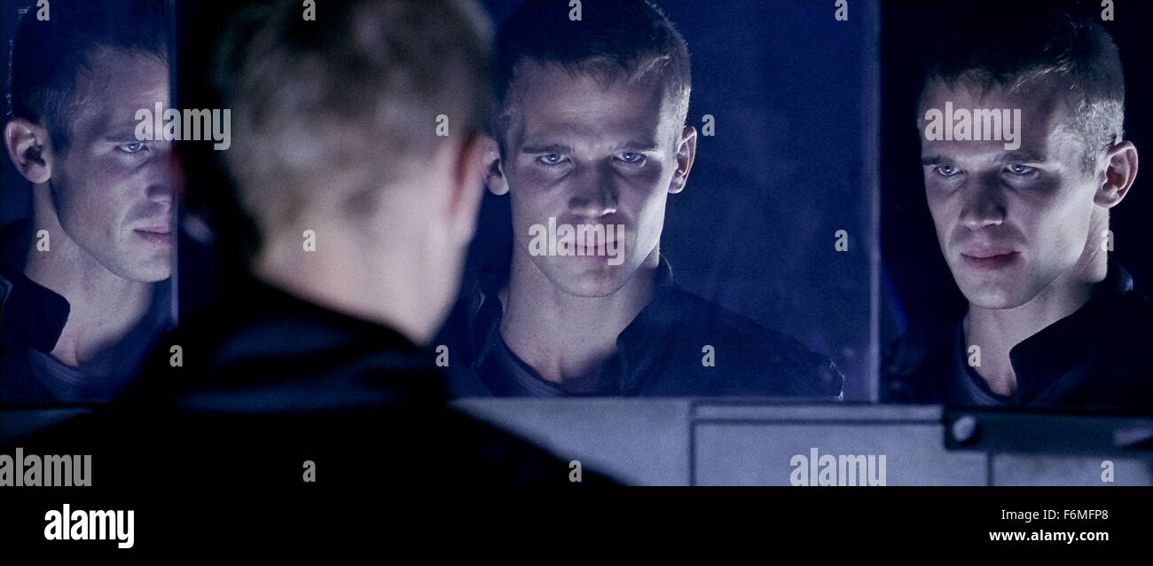 Cam gigandet pandorum 2009 hi-res stock photography and images - Alamy
