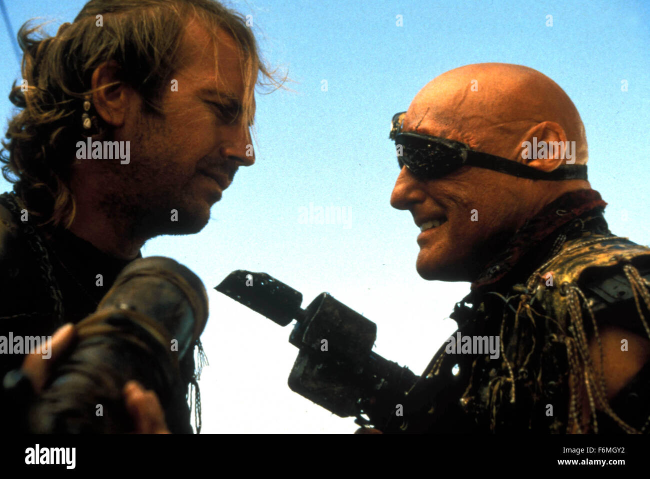 Waterworld costner hi-res stock photography and images - Alamy