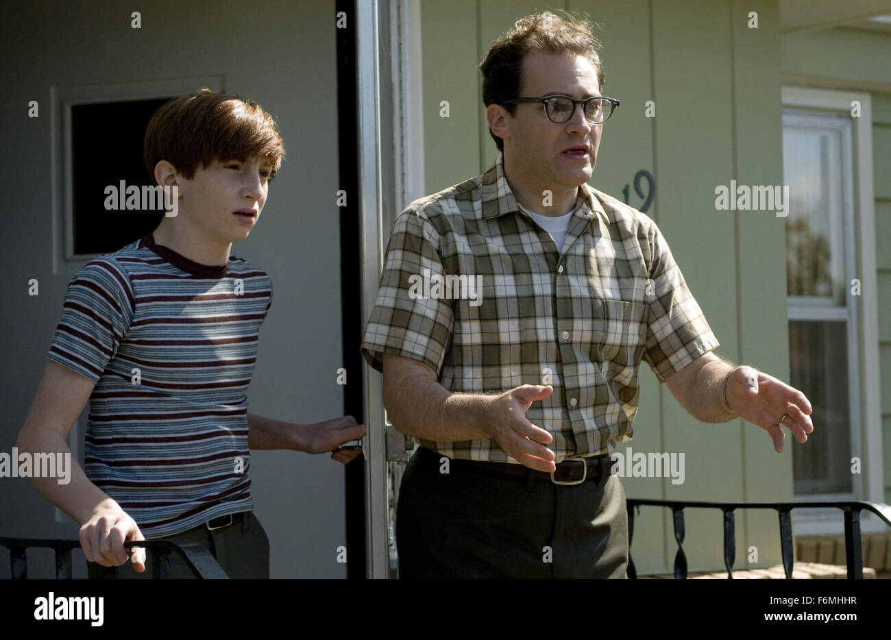 Michael stuhlbarg serious man 2009 hi-res stock photography and images ...