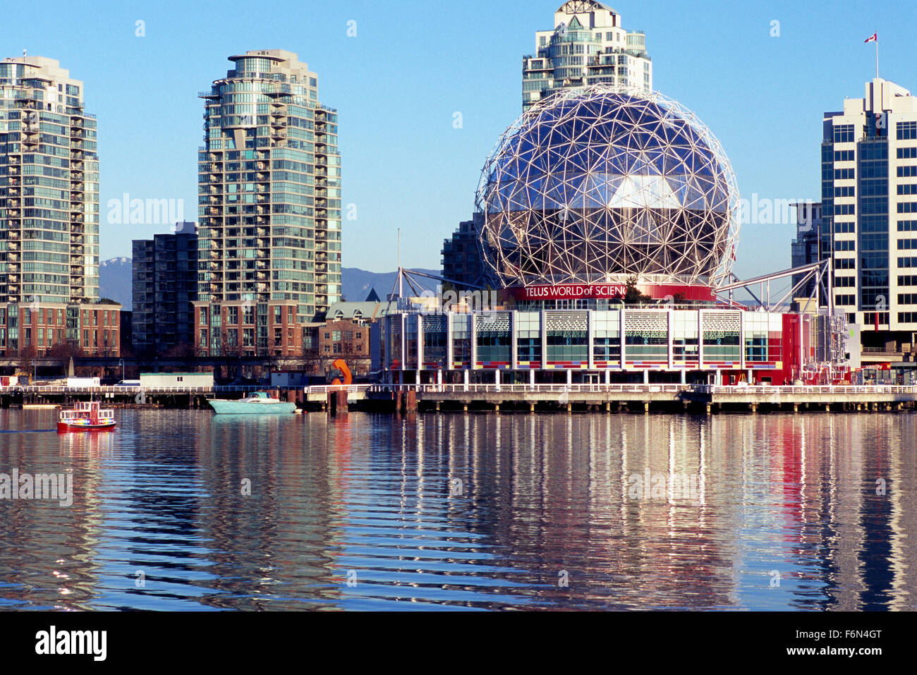 World landmarks globe hi-res stock photography and images - Alamy