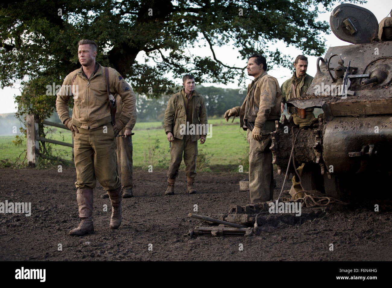 Logan lerman hi-res stock photography and images - Alamy
