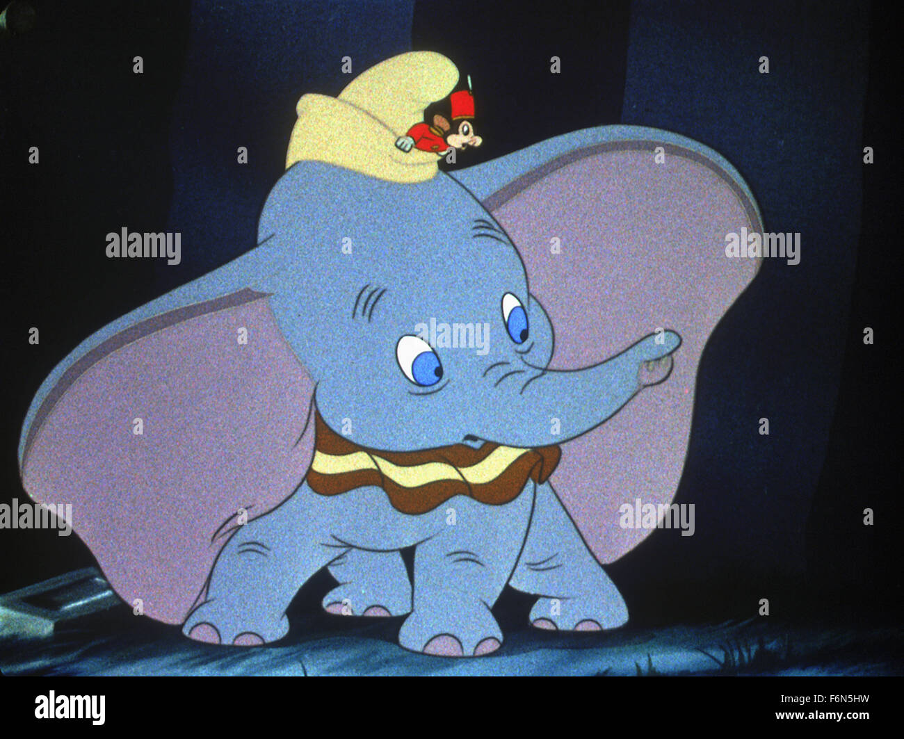 Dumbo 1941 hi-res stock photography and images - Alamy