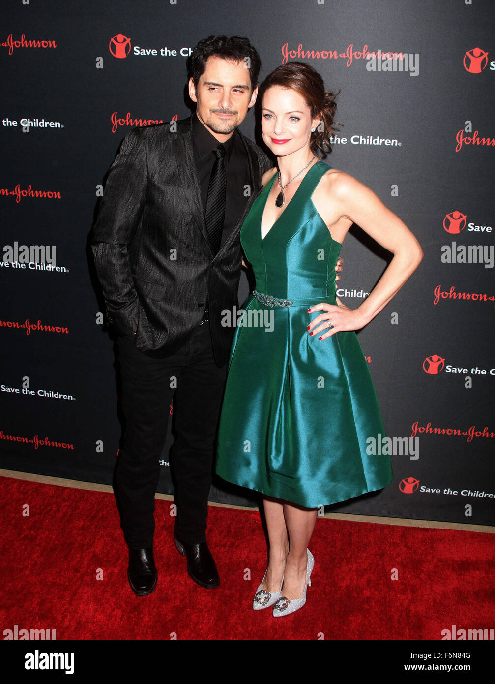 New York, New York, USA. 17th Nov, 2015. Country singer BRAD PAISLEY ...