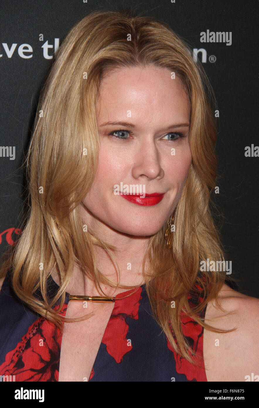 New York, New York, USA. 17th Nov, 2015. Actress STEPHANIE MARCH ...