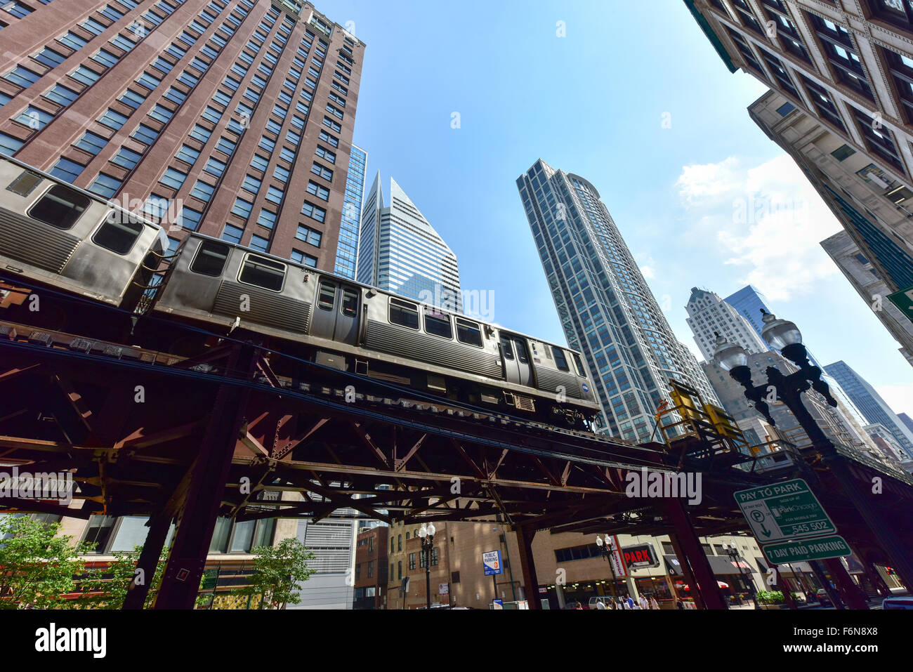 Chicago train on the overhead track of Loop with skyscrapers Stock ...