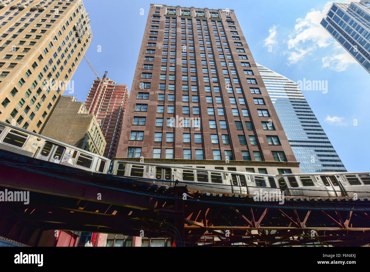 Chicago train on the overhead track of Loop with skyscrapers Stock ...
