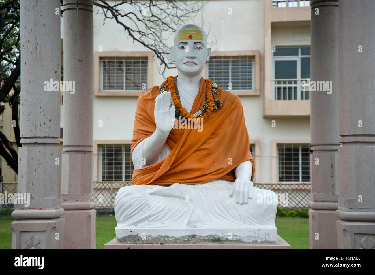 Karpatri ji maharaj statue, varanasi, uttar pradesh, india, asia Stock ...