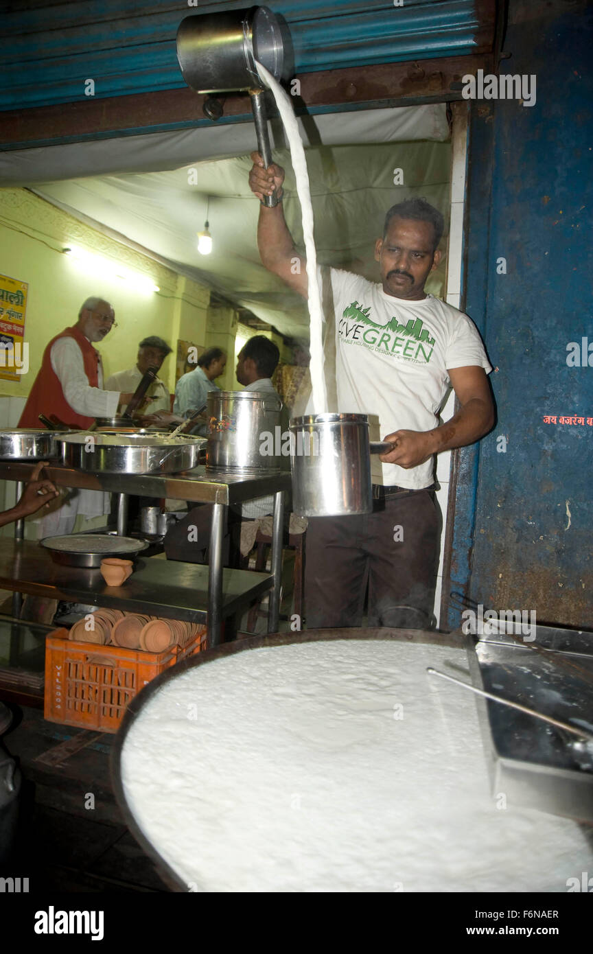 Milk shop, varanasi, uttar pradesh, india, asia Stock Photo - Alamy