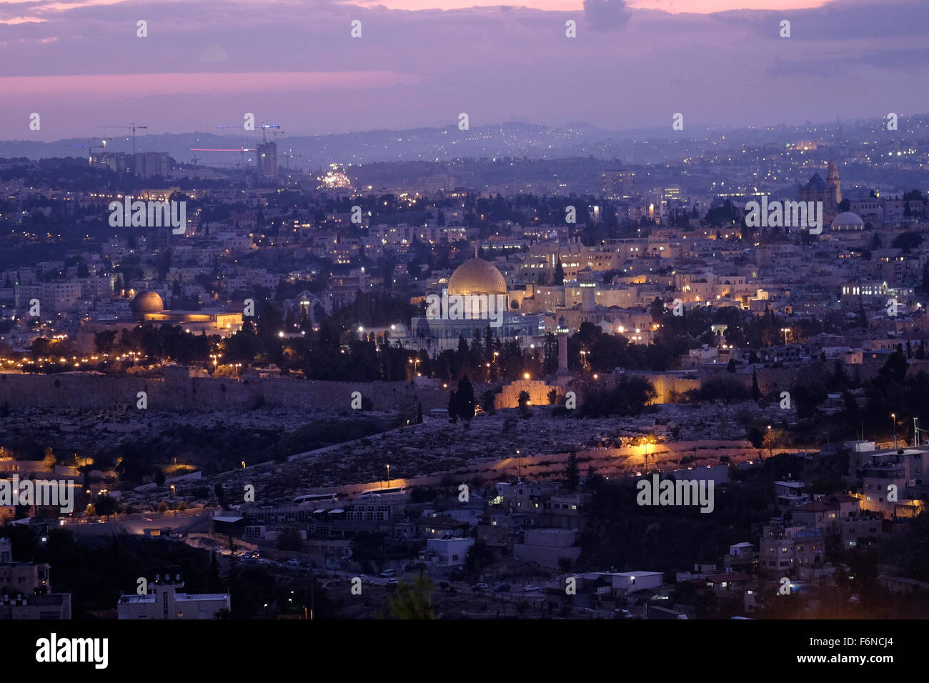 Scenic exterior dome view hi-res stock photography and images - Alamy